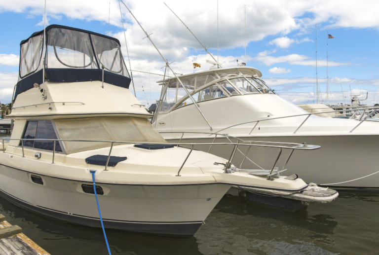 How to Buff a Boat | A Detailed Guide by a Boating Expert - BoatPowered